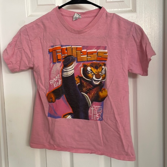 Dreamworks | Shirts & Tops | Royal Caribbean Dreamworks Tigers Tee ...